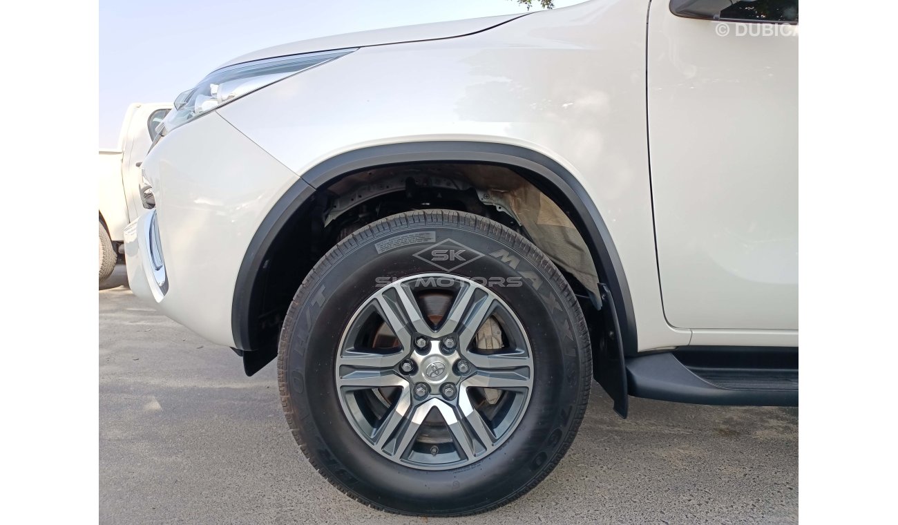 Used Toyota Fortuner 2.7L, Alloy Rims, Rear A/C, Cool Box (LOT # 829 ...