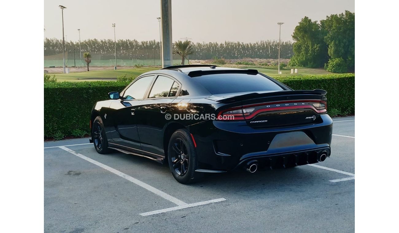 Used Dodge Charger SXT Plus 2020 for sale in Dubai - 653609