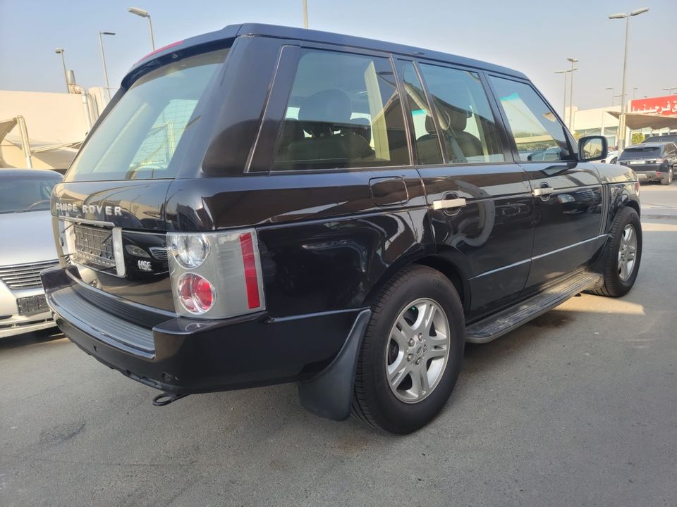 Used Land Rover Range Rover 2010 for sale in Sharjah - 543300