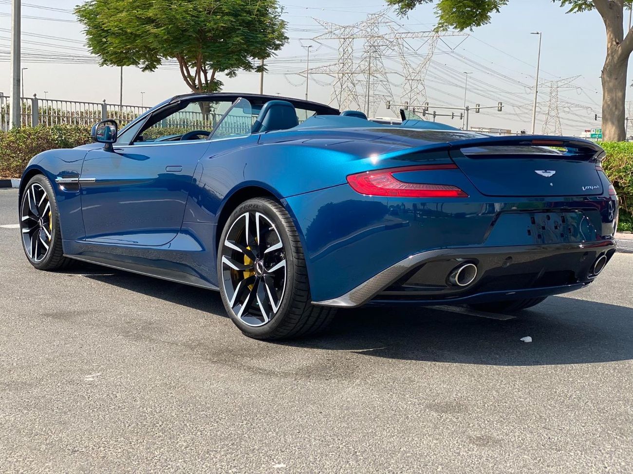 New Aston Martin Vanquish Volante BRAND NEW GCC SPEC 2016 for sale in ...