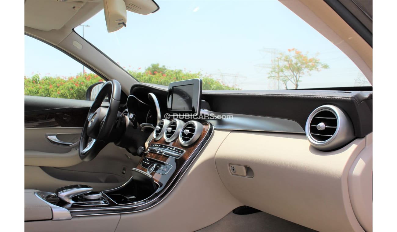 Used Mercedes-Benz C200 AMG Pack 2015 for sale in Dubai - 522624