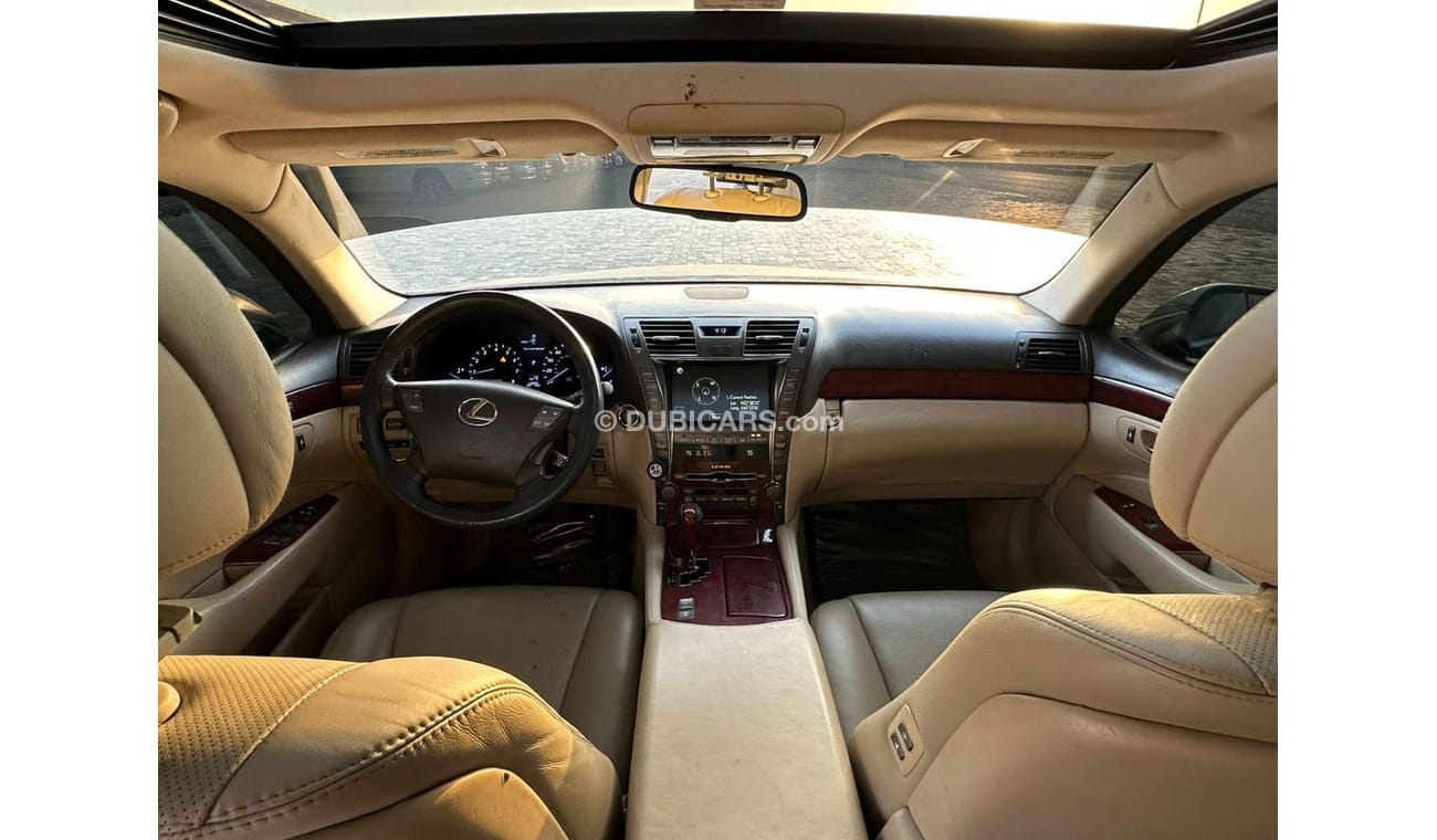 مستعملة لكزس LS 460 2007 للبيع في دبي - 633363