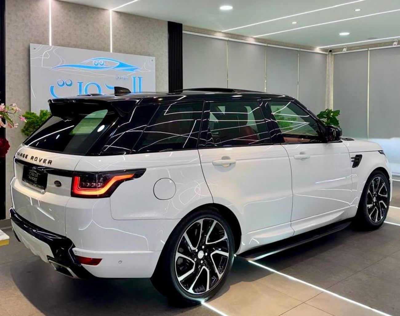 Used Land Rover Range Rover Sport Autobiography Dynamic 3.0L LOVELY ...