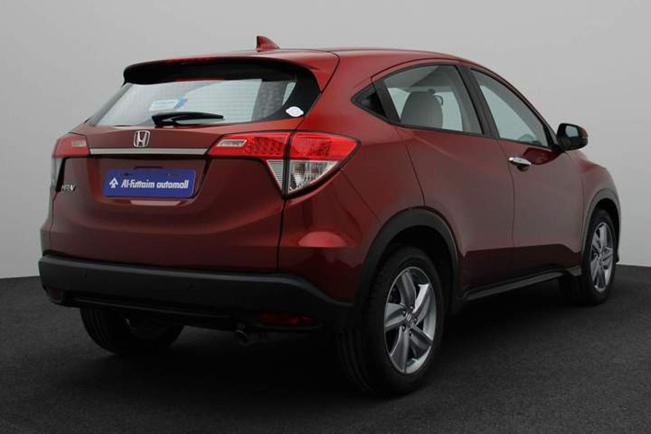 Used Honda HRV LX 1.8 2020 for sale in Dubai - 608952