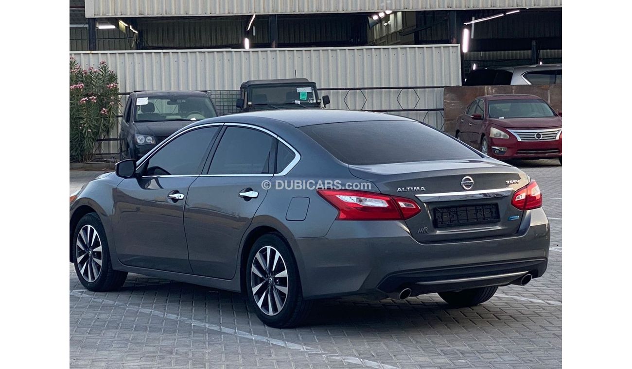 Used Nissan Altima SV 2017 for sale in Sharjah - 533646
