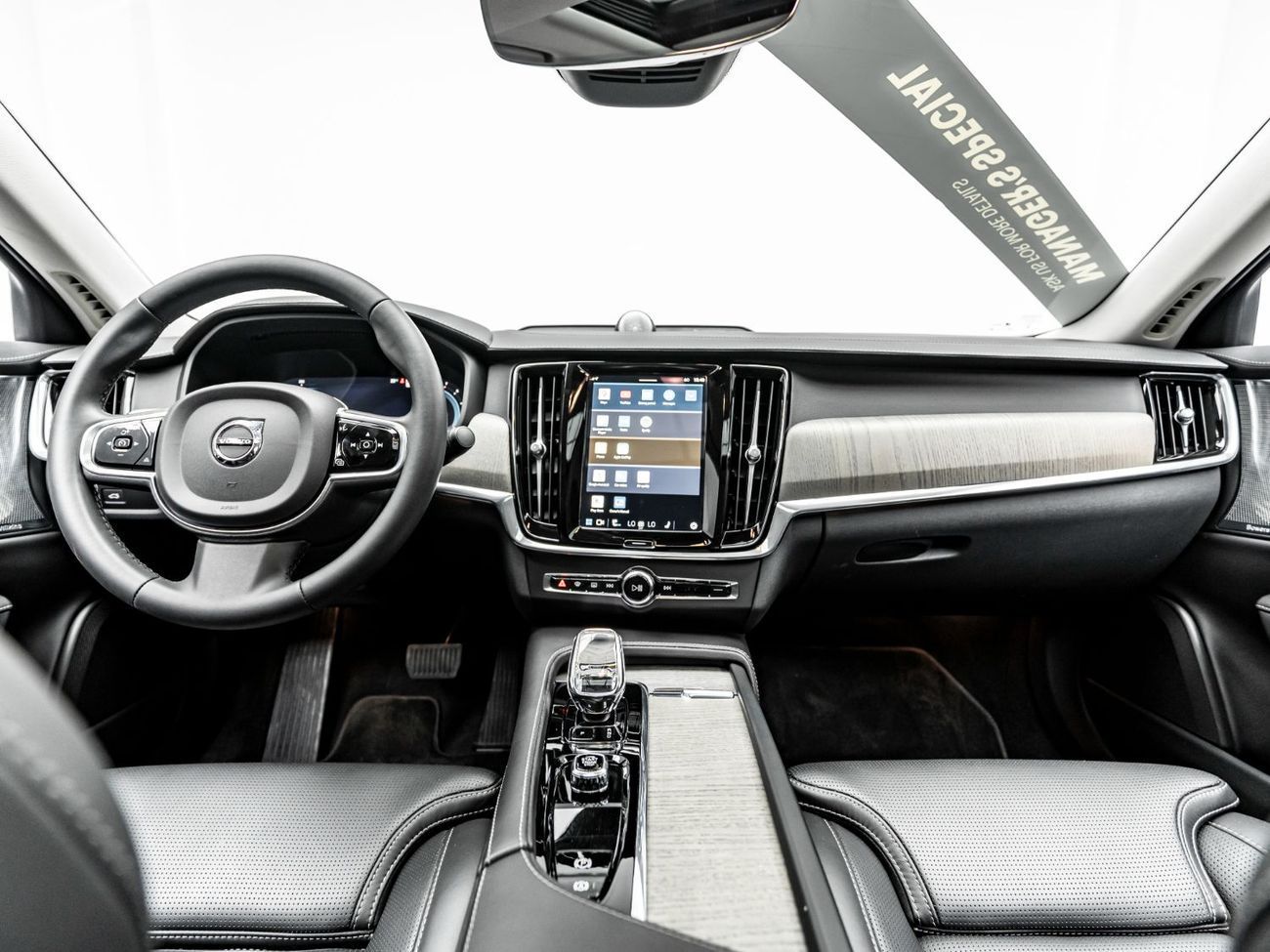 Used 2023 Volvo S90, September 2028 Volvo Warranty, Low KMs, GCC 2023 for sale in Dubai - 866516