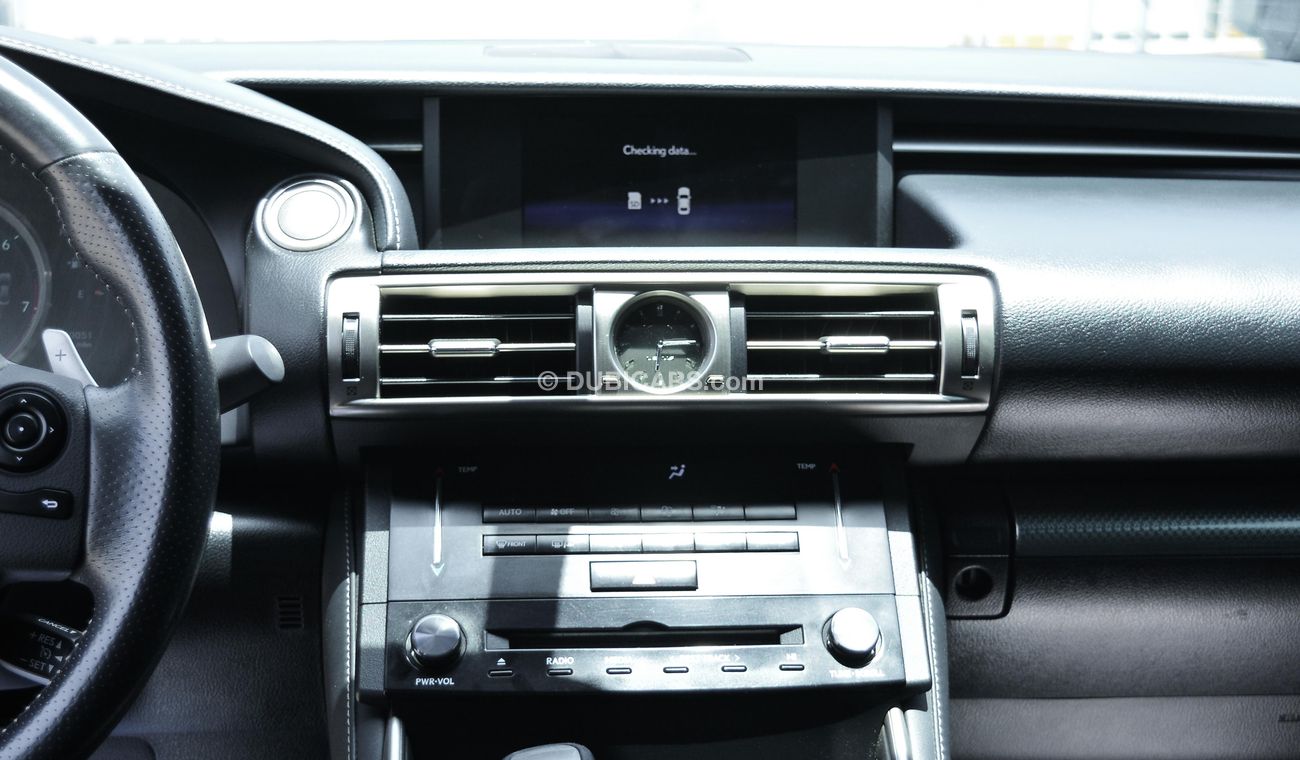 Used Lexus IS250 2016 for sale in Dubai - 519533