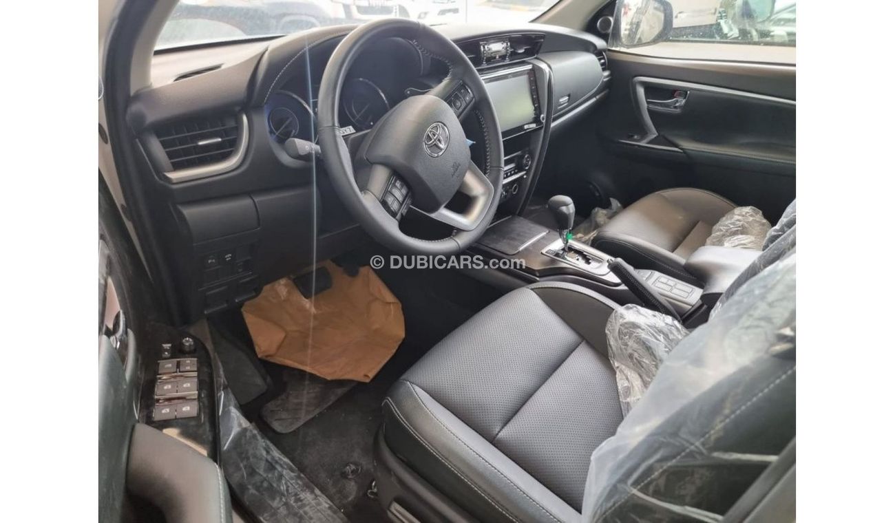 New Toyota Fortuner VXR Prix exceptionnel Chez Segrex Auto 2022 for ...