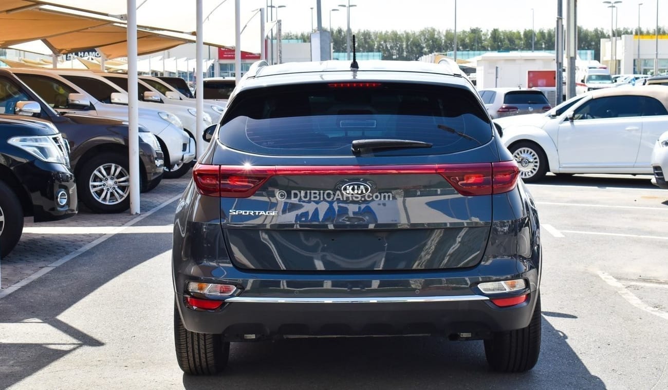 Used Kia Sportage 2020 for sale in Dubai - 622660