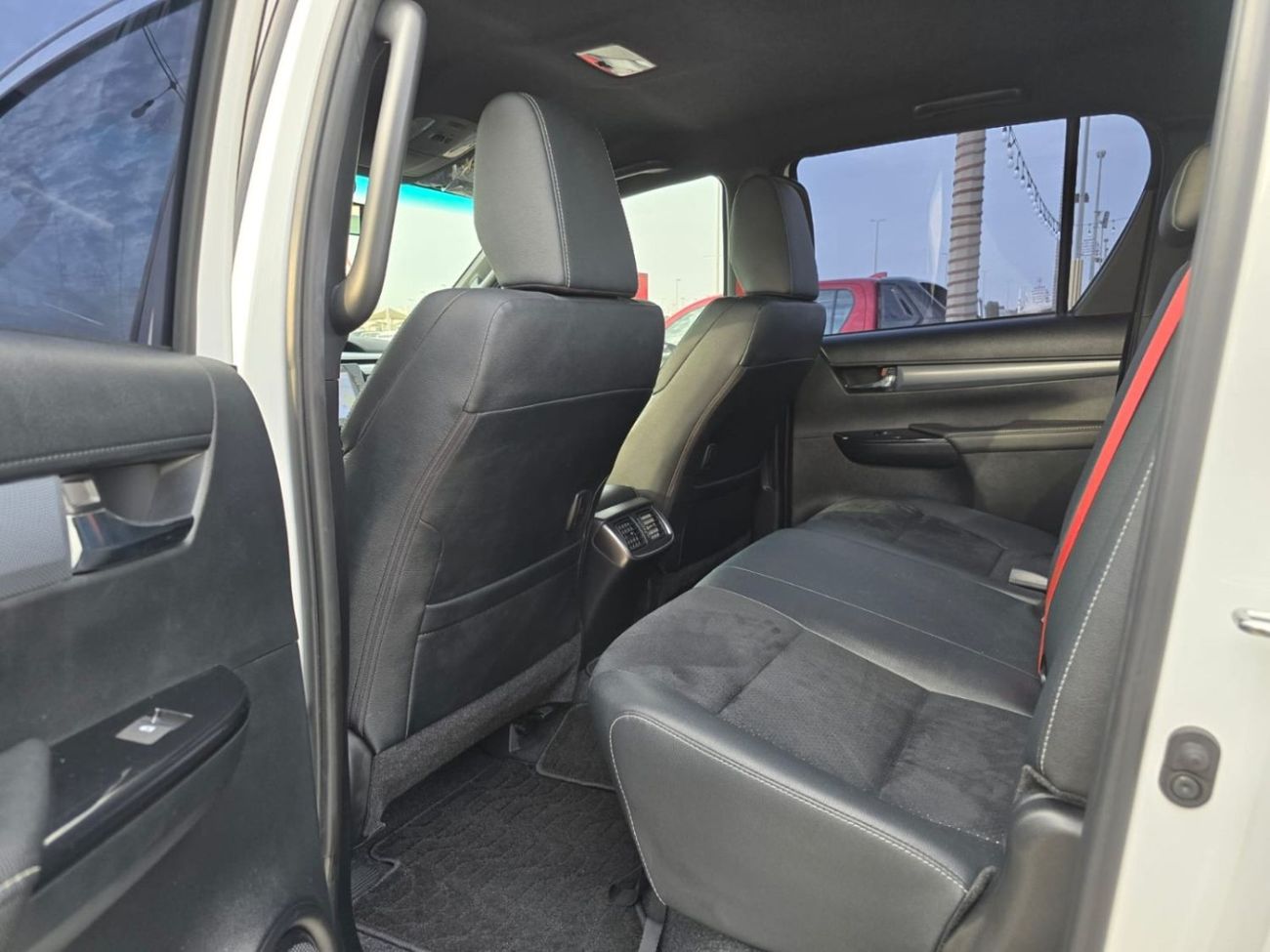 جديدة تويوتا هيلوكس GR Sport 4.0L TOYOTA HILUX GR Sport 2024 ONLY 68 KM ...