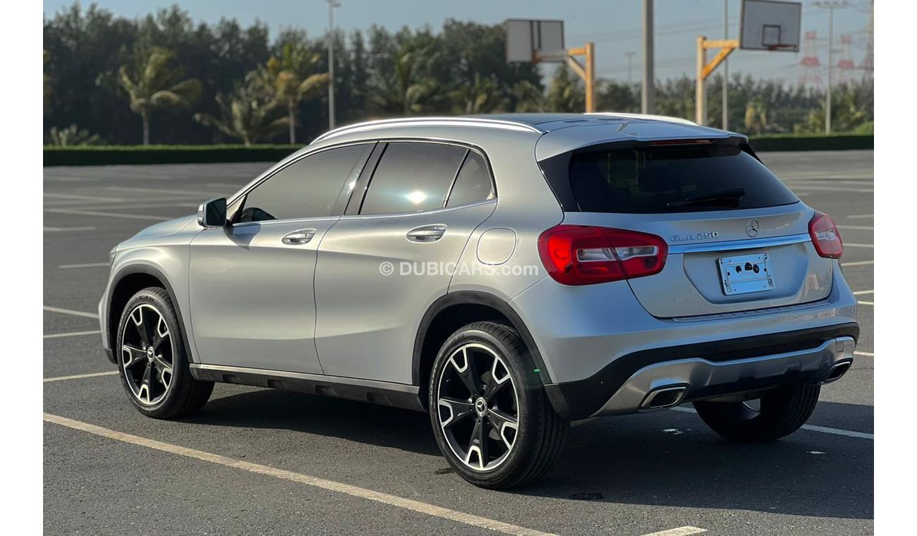 مستعملة مرسيدس بنز GLA 250 2020 للبيع في دبي - 629909