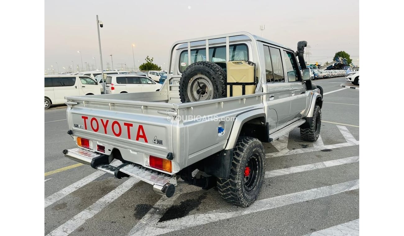 Used Toyota Land Cruiser Pick Up 2016 for sale in Dubai - 665349