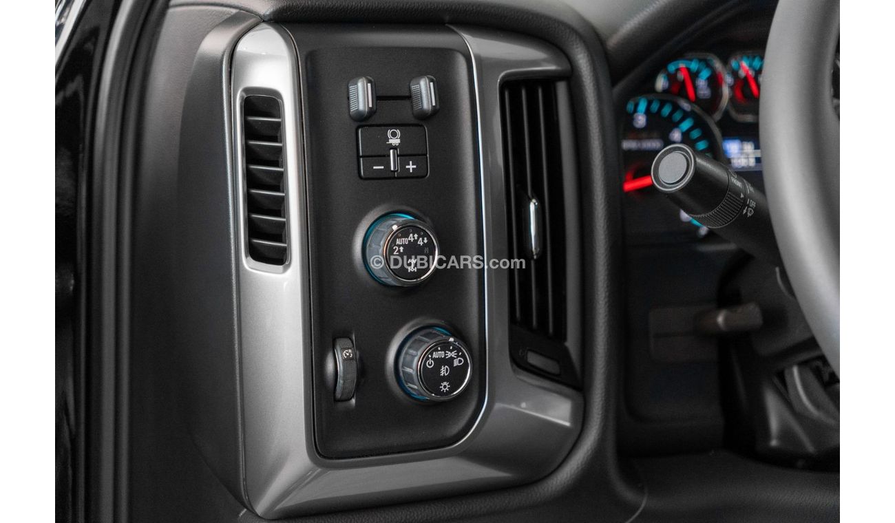 Used Chevrolet Silverado LT2 Z71 2017 for sale in Dubai - 686127