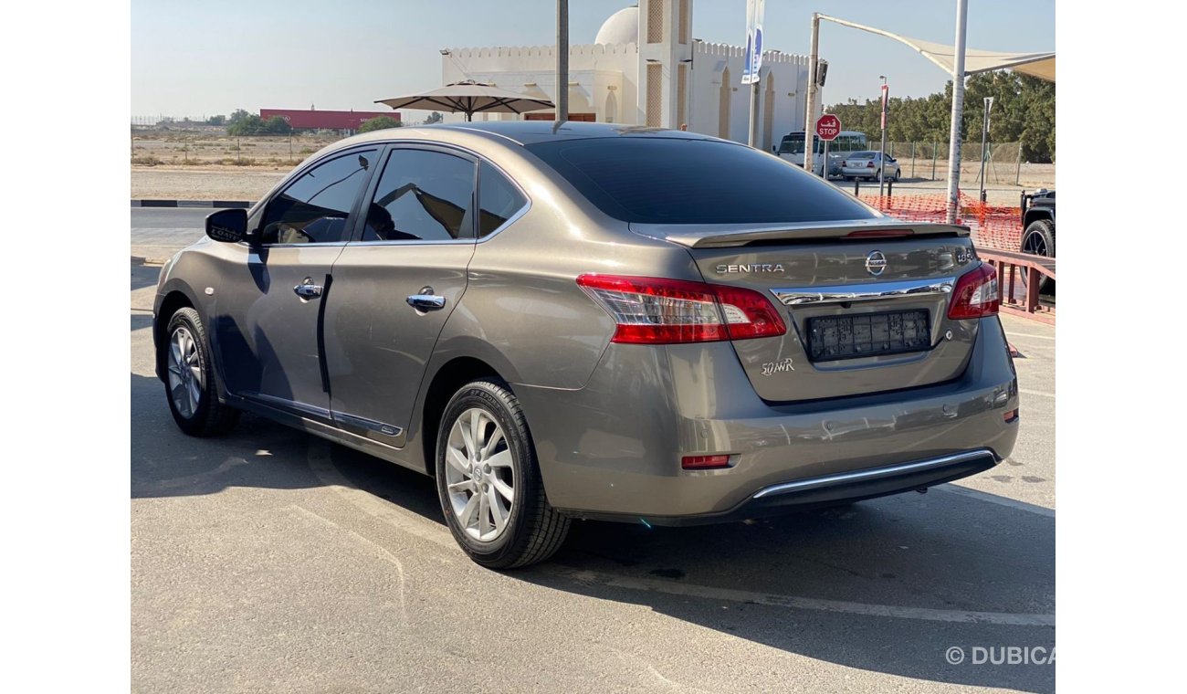 Used Nissan Sentra SV1.8 perfect condition 2018 for sale in Sharjah - 480012