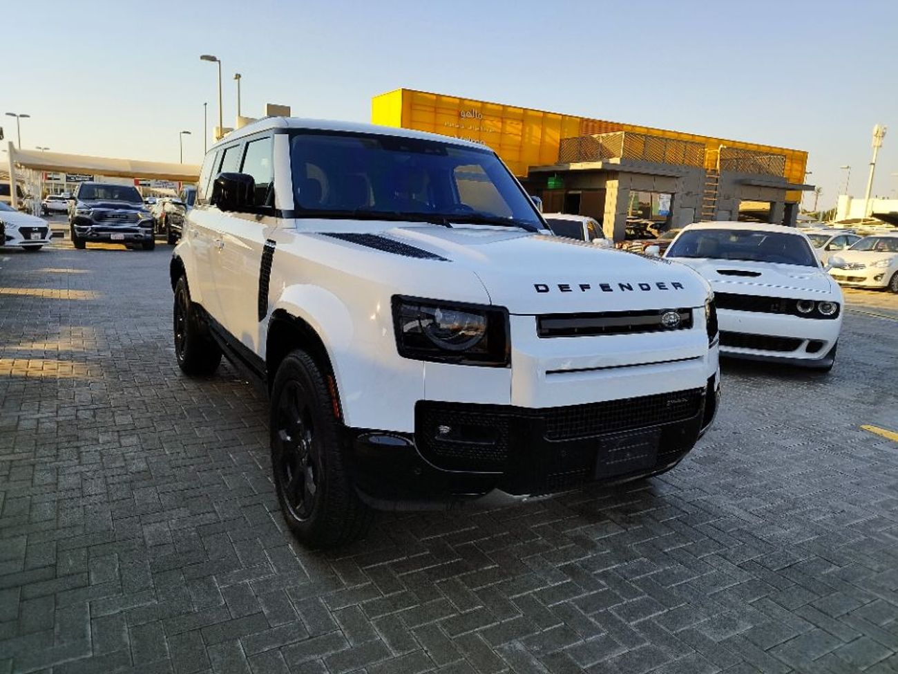 Used Land Rover Defender P400/X DYNAMIC 2022 for sale in Sharjah - 701866