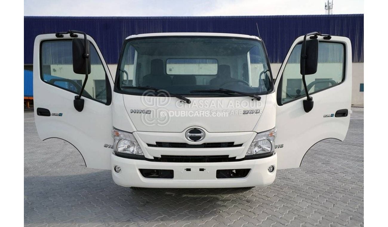 New Hino 300 Hino 514 2.5 TON CHASSIS MY23 2023 for sale in Dubai - 614340