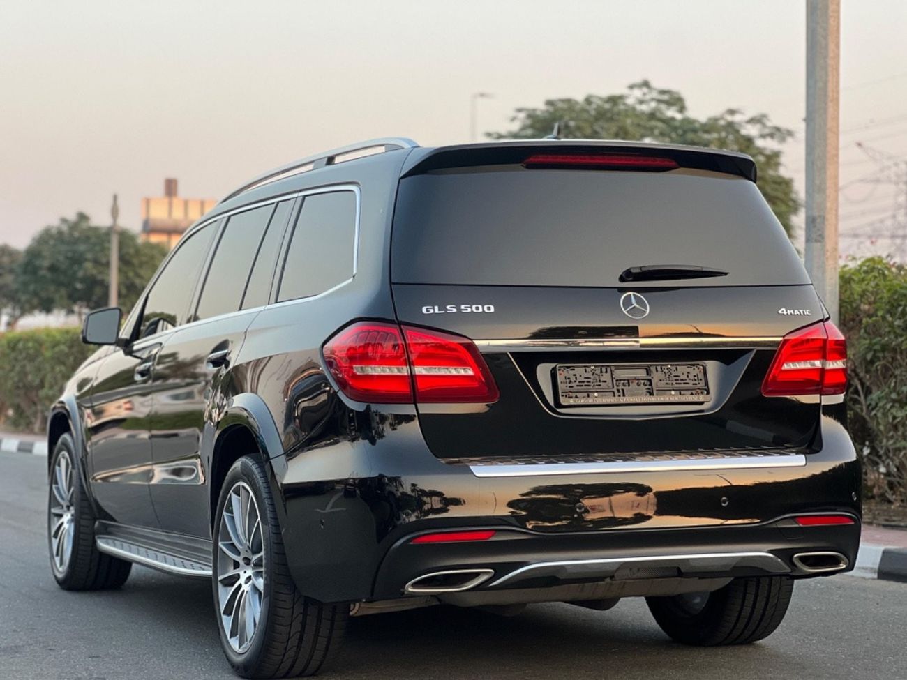 مستعملة مرسيدس بنز GLS 500 Std 4.7L 2019 للبيع في دبي - 798541