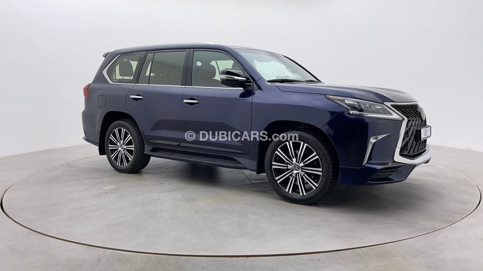 Used Lexus LX570 Signature 5700 2019 for sale in Dubai - 490051