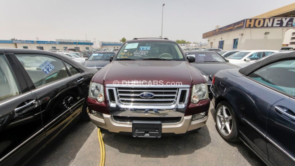 Used Ford Explorer Advancetrac Rsc 2006 for sale in Dubai - 25017