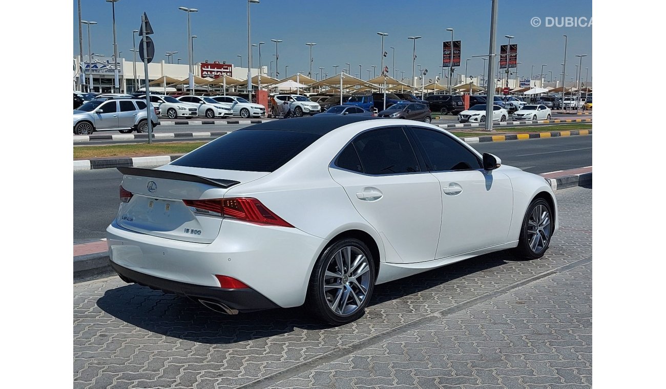 Used Lexus IS300 GCC 4 CYLINDER 2018 for sale in Dubai - 416714