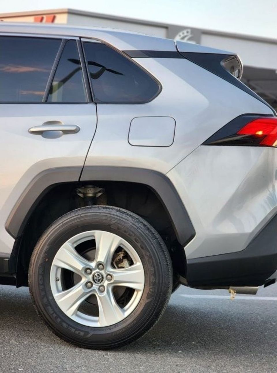 Used Toyota RAV4 RAV4 XLE 2WD 2019 for sale in Dubai - 696752