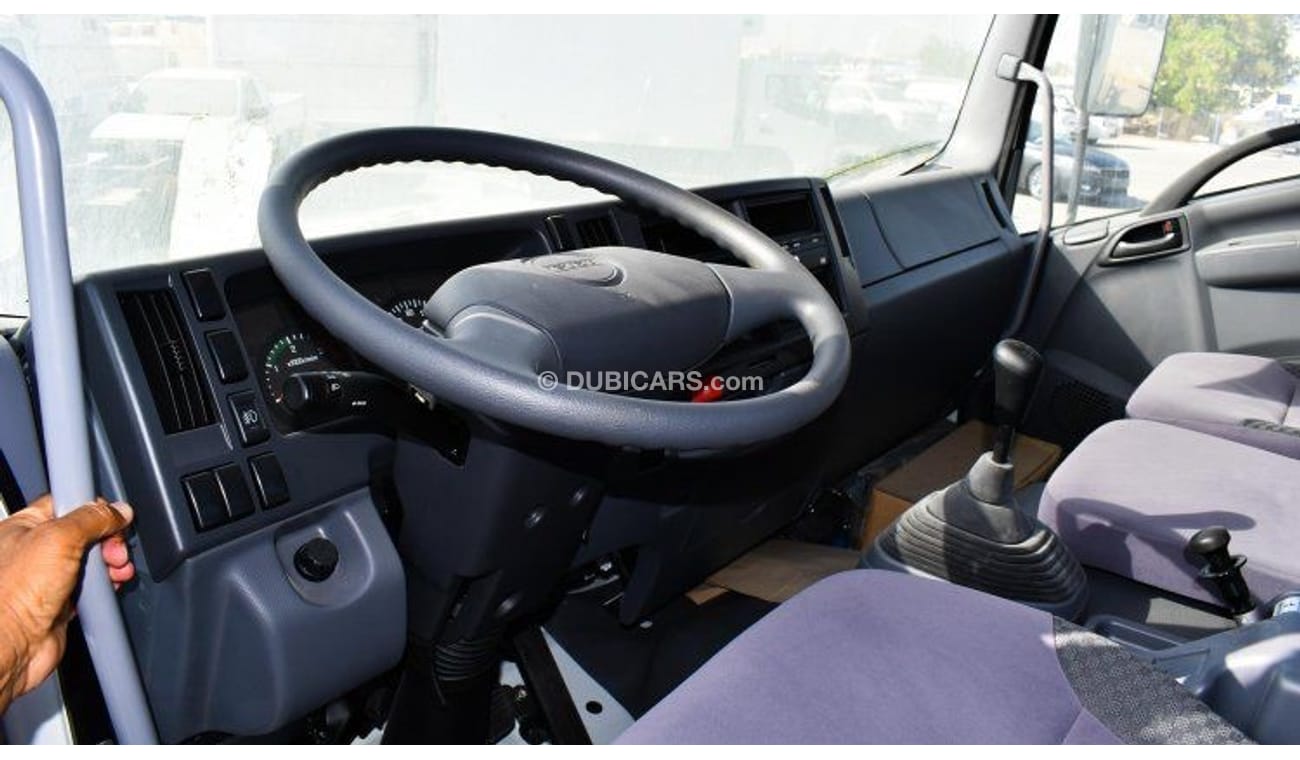 New Isuzu NPR 7 ton 2023 for sale in Dubai - 738110