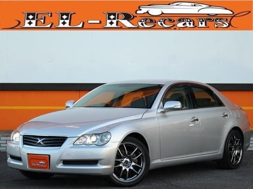 Toyota Mark X Price in UAE, Images, Specs & Features