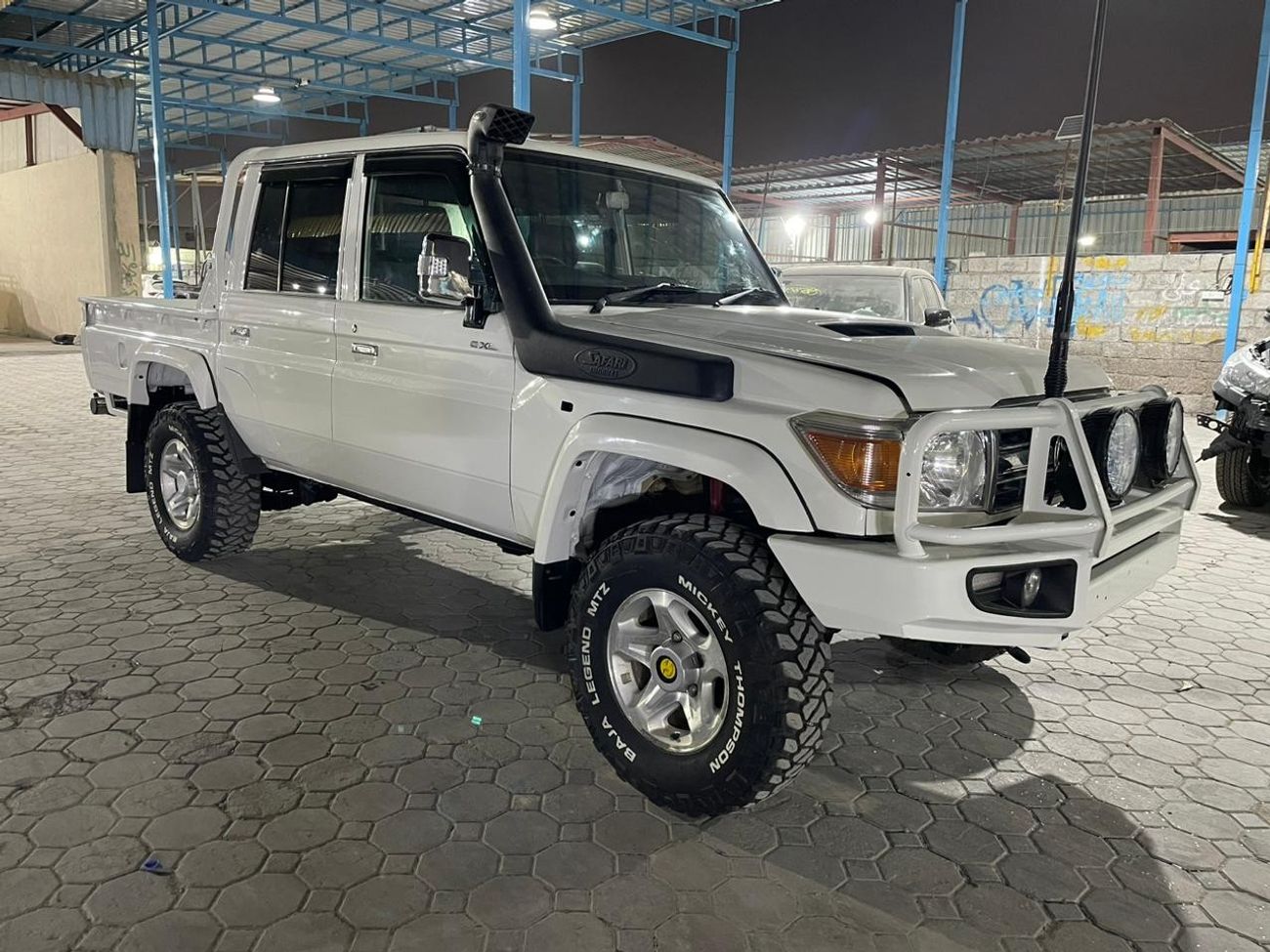 Used Toyota Land Cruiser Pick Up 2014 for sale in Dubai - 745079
