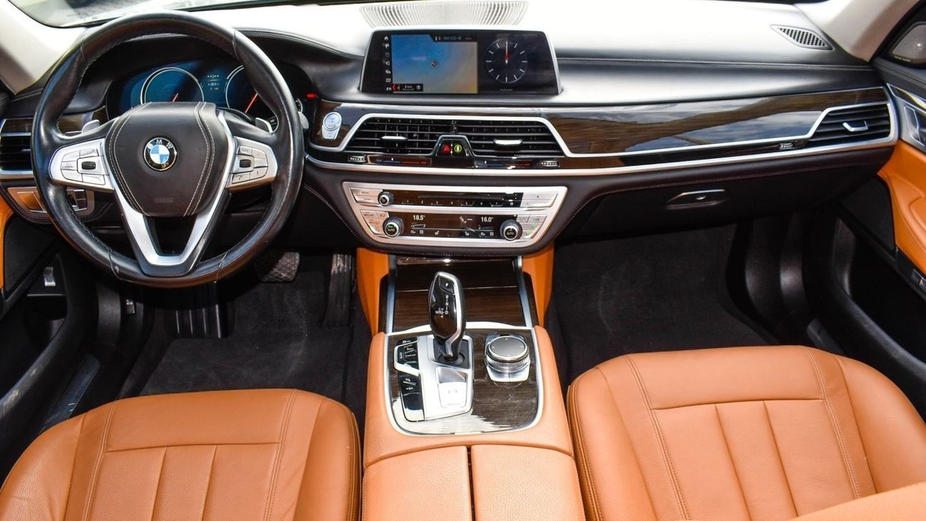 Used BMW 740Li 740i XDrive 2018 for sale in Dubai - 709304