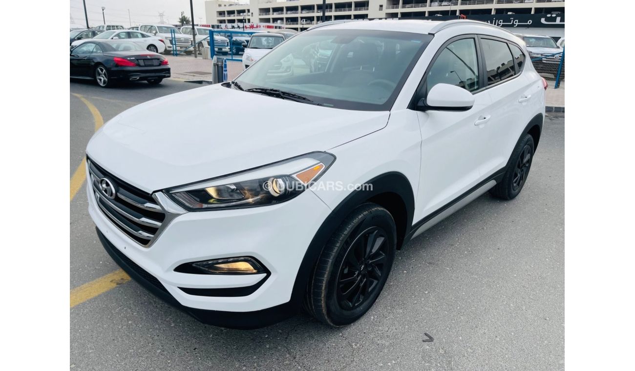 Used Hyundai Tucson GL White 2018 sport 2018 for sale in Dubai - 608908