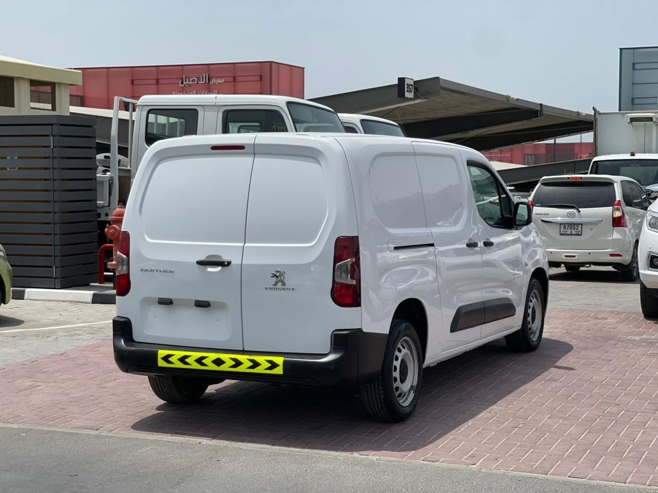 Used Peugeot Partner 2020 I Van I Ref#343 2020 for sale in Sharjah - 772247