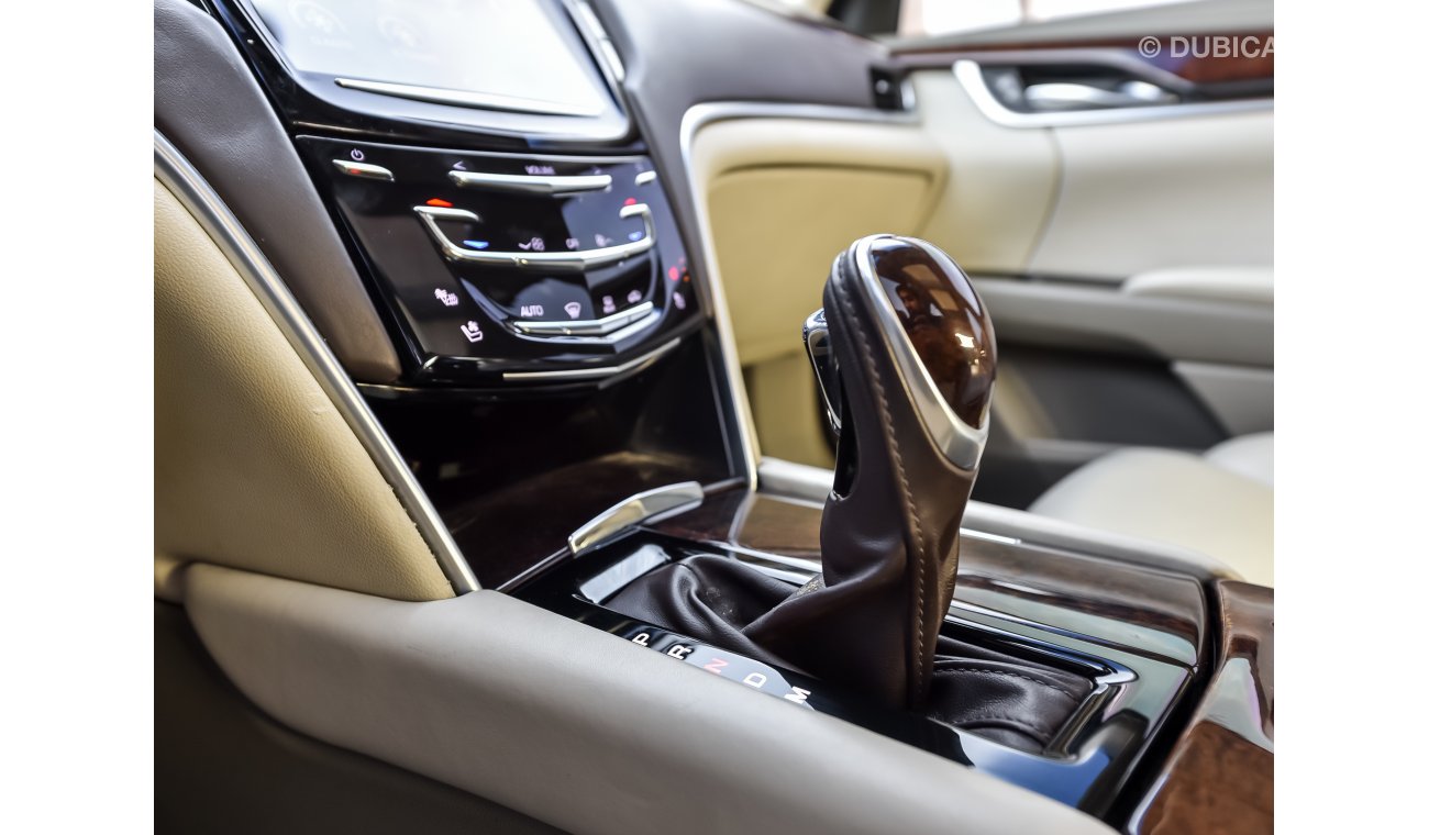 Used Cadillac XTS 4 2013 for sale in Dubai - 164726