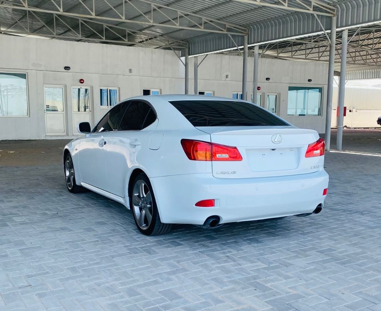 Used Lexus IS300 Good condition car GCC 2007 for sale in Dubai - 741236