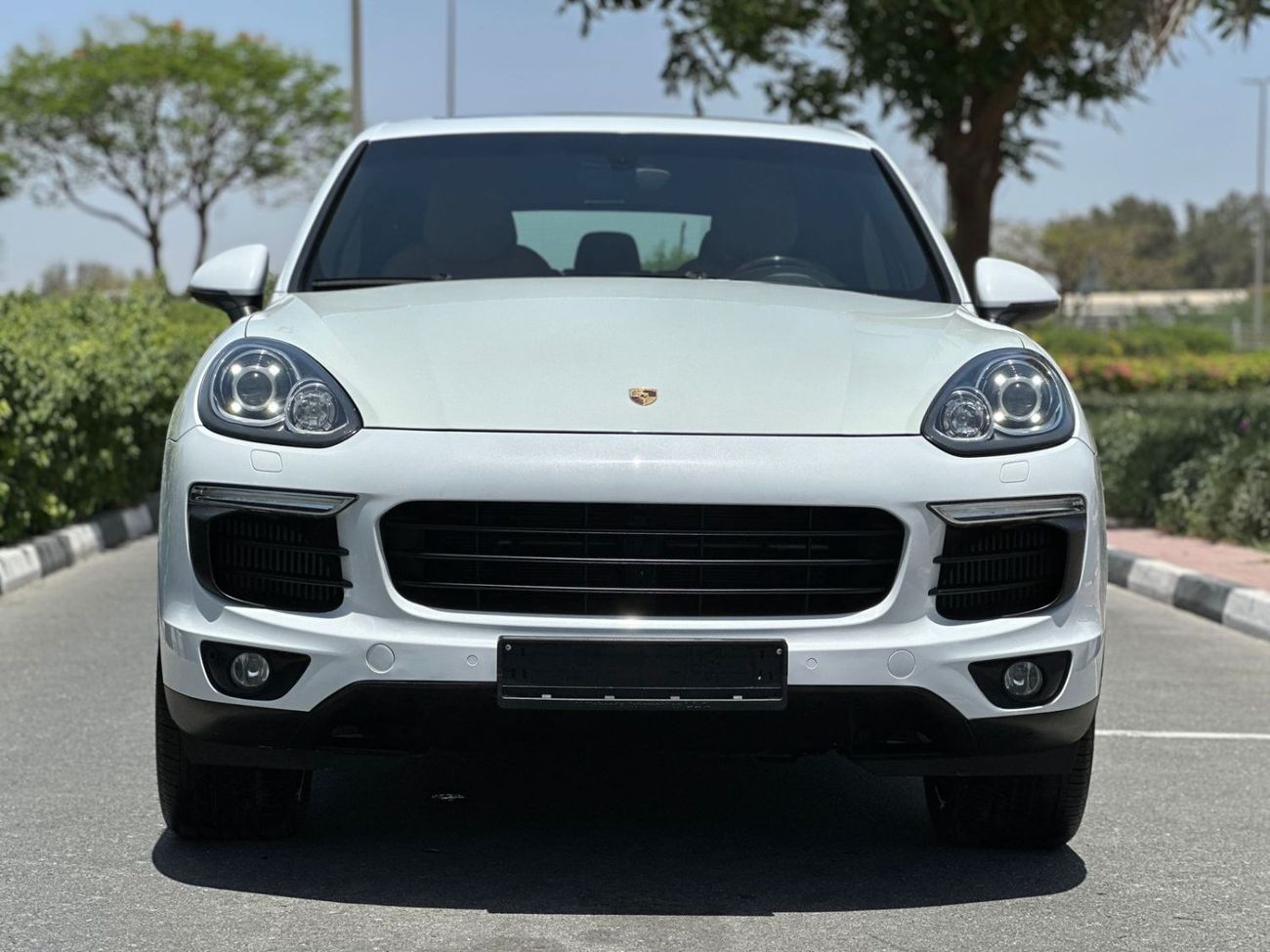Used Porsche Cayenne S Platinum Edition 3.6L 2015 for sale in Dubai - 855037