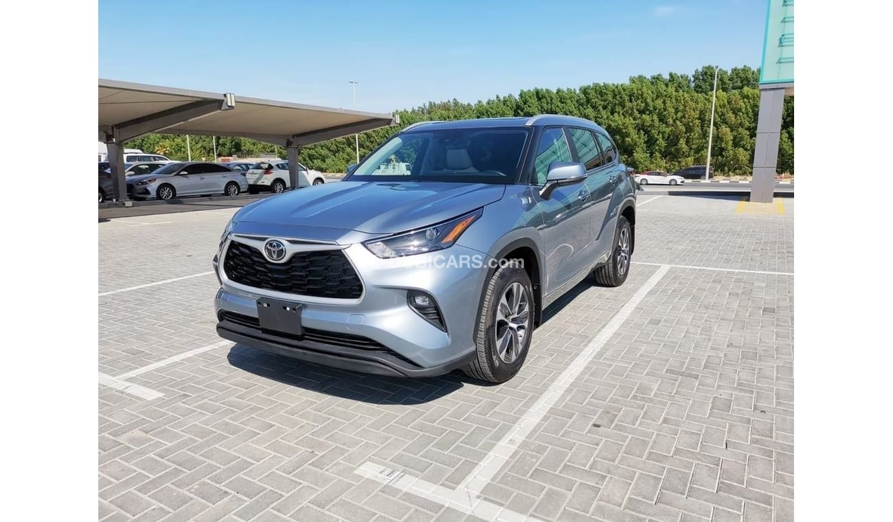 Used Toyota Highlander XLE - 2023- Sky Blue 2023 for sale in Sharjah ...