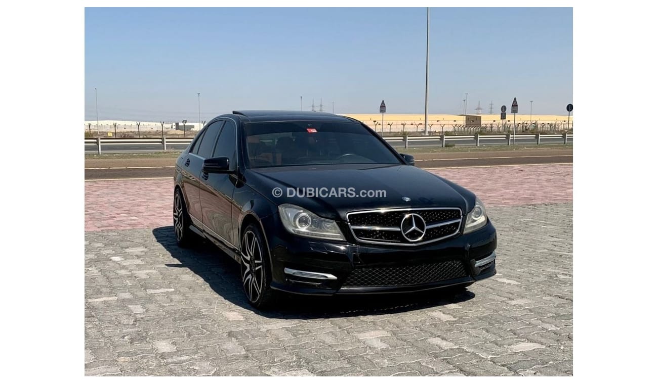 Used Mercedes-Benz C 300 Mercedes C300 2012 model in very good ...