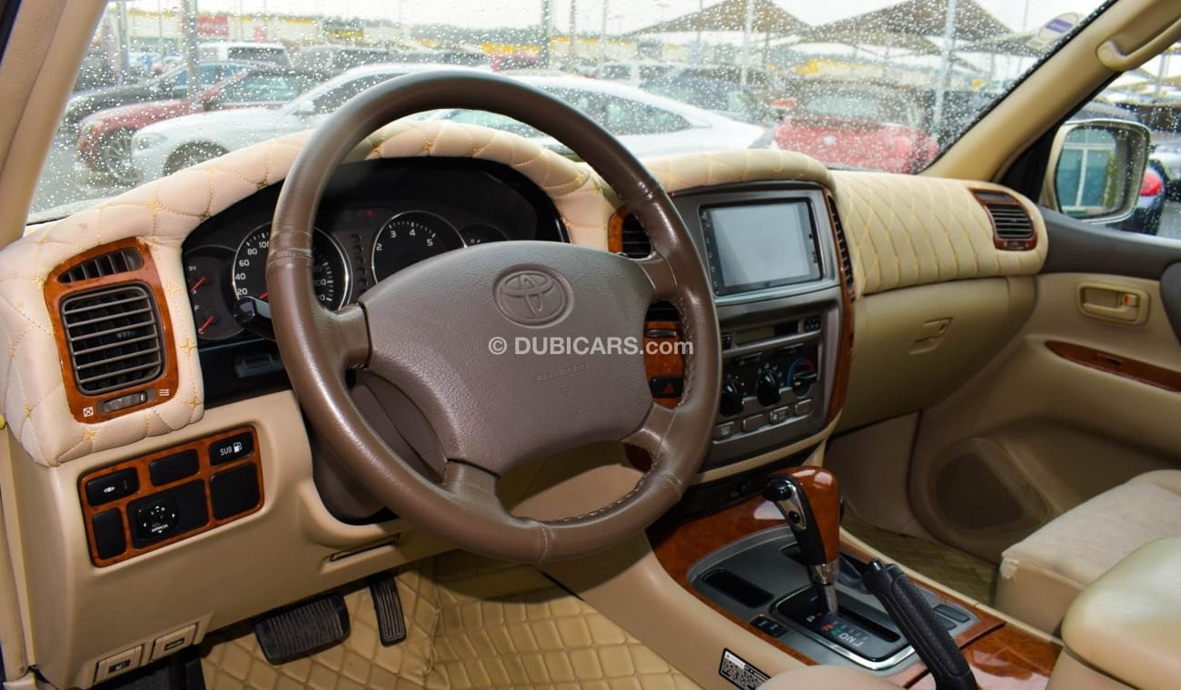 Used Toyota Land Cruiser GXR. V6 2005 for sale in Dubai - 599485