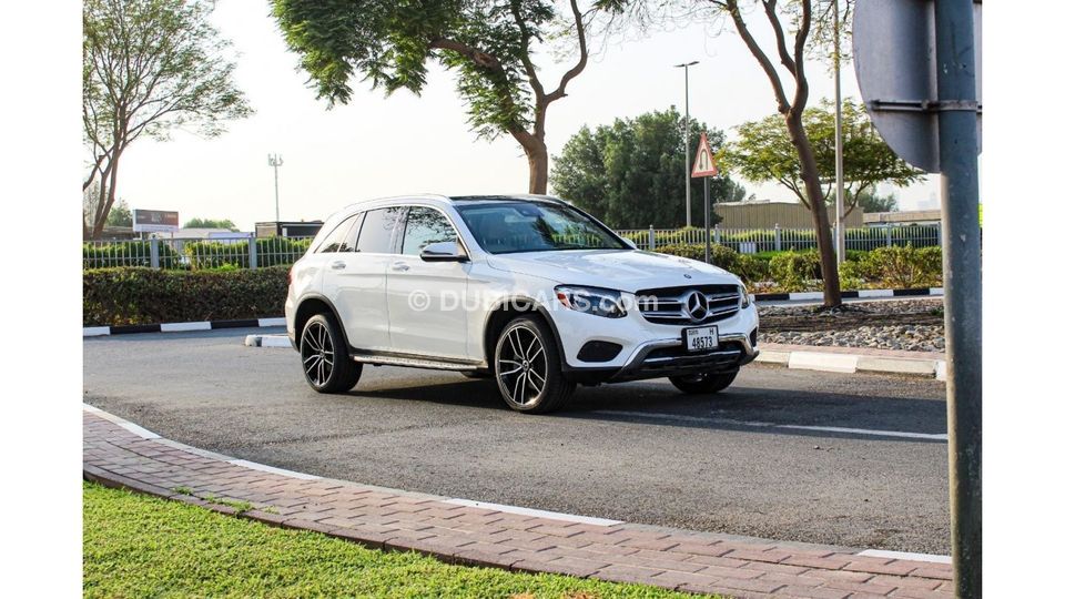 Used Mercedes-Benz GLC 300 MERCEDES-BENZ GLC300 2015 for sale in Dubai - 654330