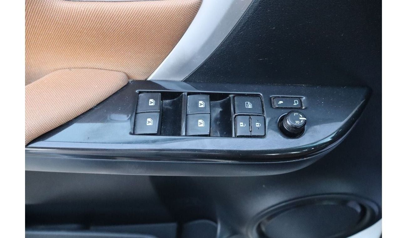 Used Toyota Fortuner GXR 4.0L (278 HP) 2017 for sale in Sharjah - 807021
