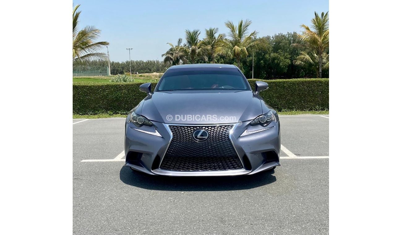 Used Lexus IS250 Platinum 2015 for sale in Dubai - 631650