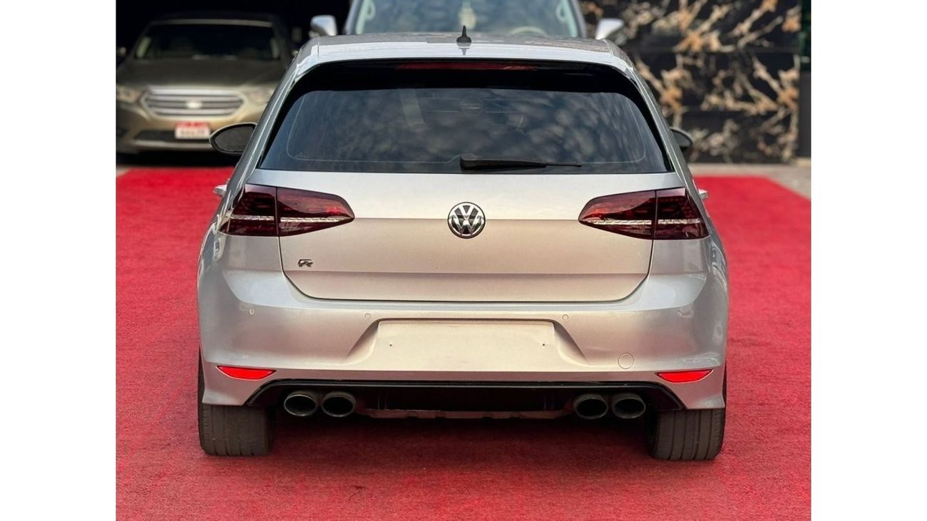 Used Volkswagen Golf R 2016 for sale in Dubai - 739270