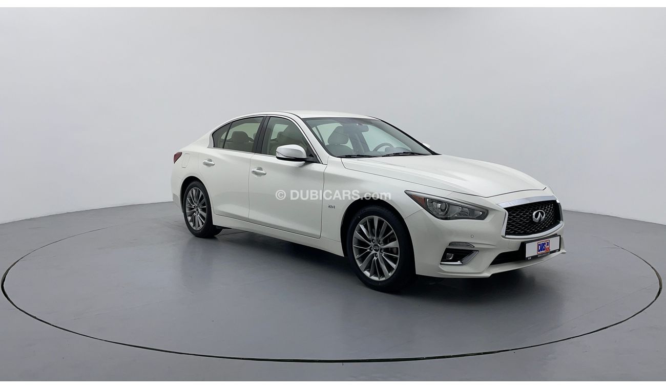 Used Infiniti Q50 LUXURY 2000 2018 for sale in Dubai - 484958