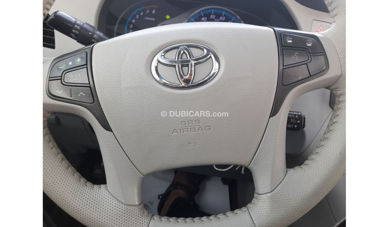 Used Toyota Sienna 2012 XLE 2012 for sale in Ajman - 829735
