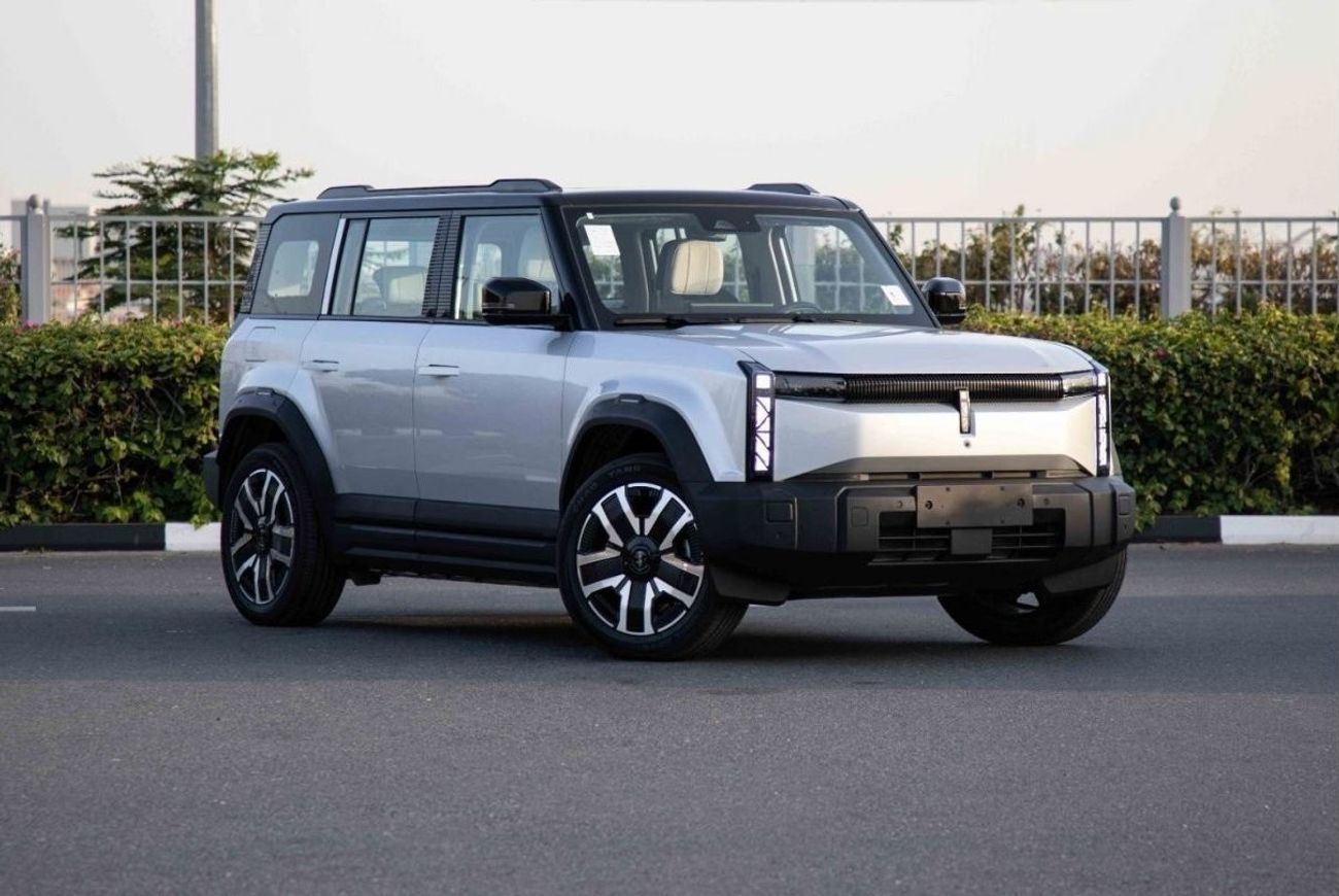 New Chery iCar 03 2024 ICAR EQ3 V3 High Performance 4WD - Silver inside White | Export price ...