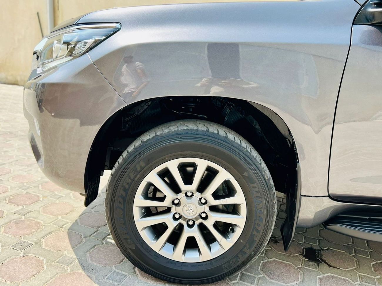 Used Toyota Prado 2021 for sale in Dubai - 753384