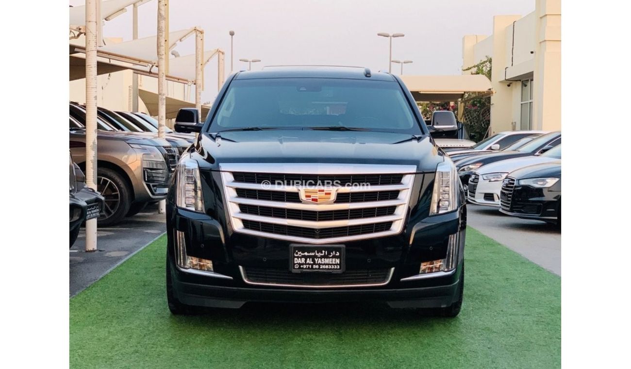 Used Cadillac Escalade Platinum 2016 for sale in Dubai - 645082