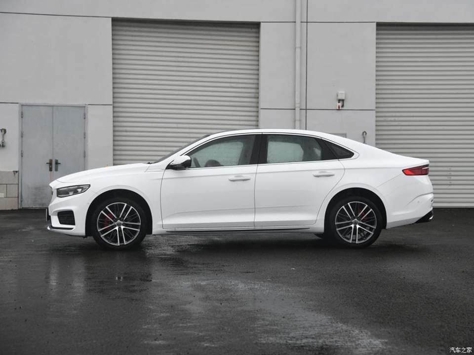 Geely Preface Price in UAE, Images, Specs & Features