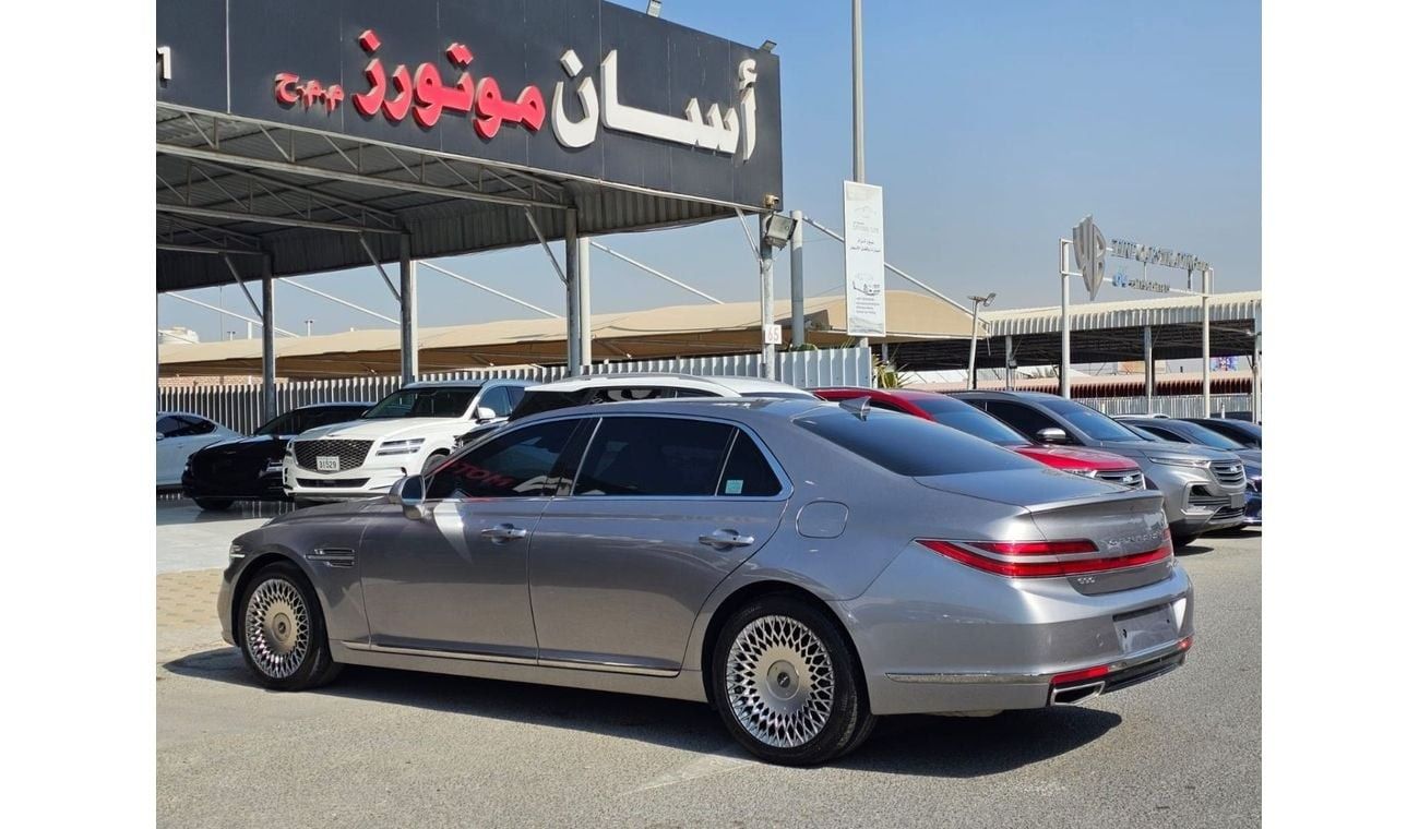 Used Genesis G90 Modern 3.8L AWD 2021 for sale in Dubai - 806326