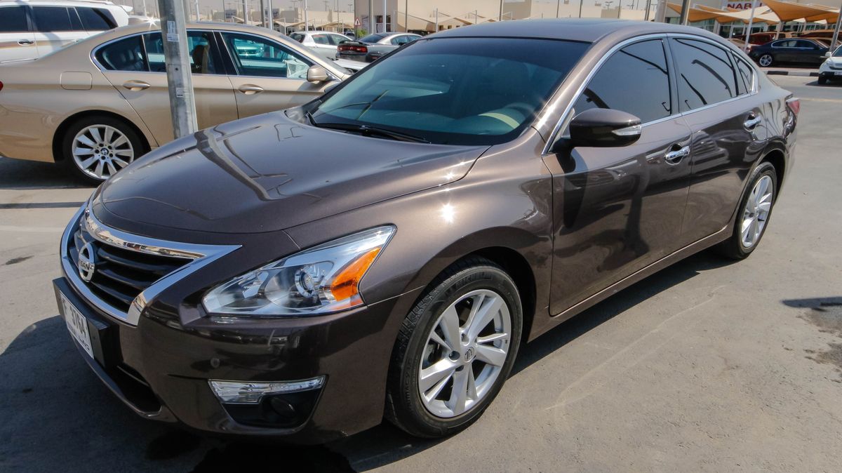 Nissan Altima 3.5 SL for sale: AED 58,000. Brown, 2014