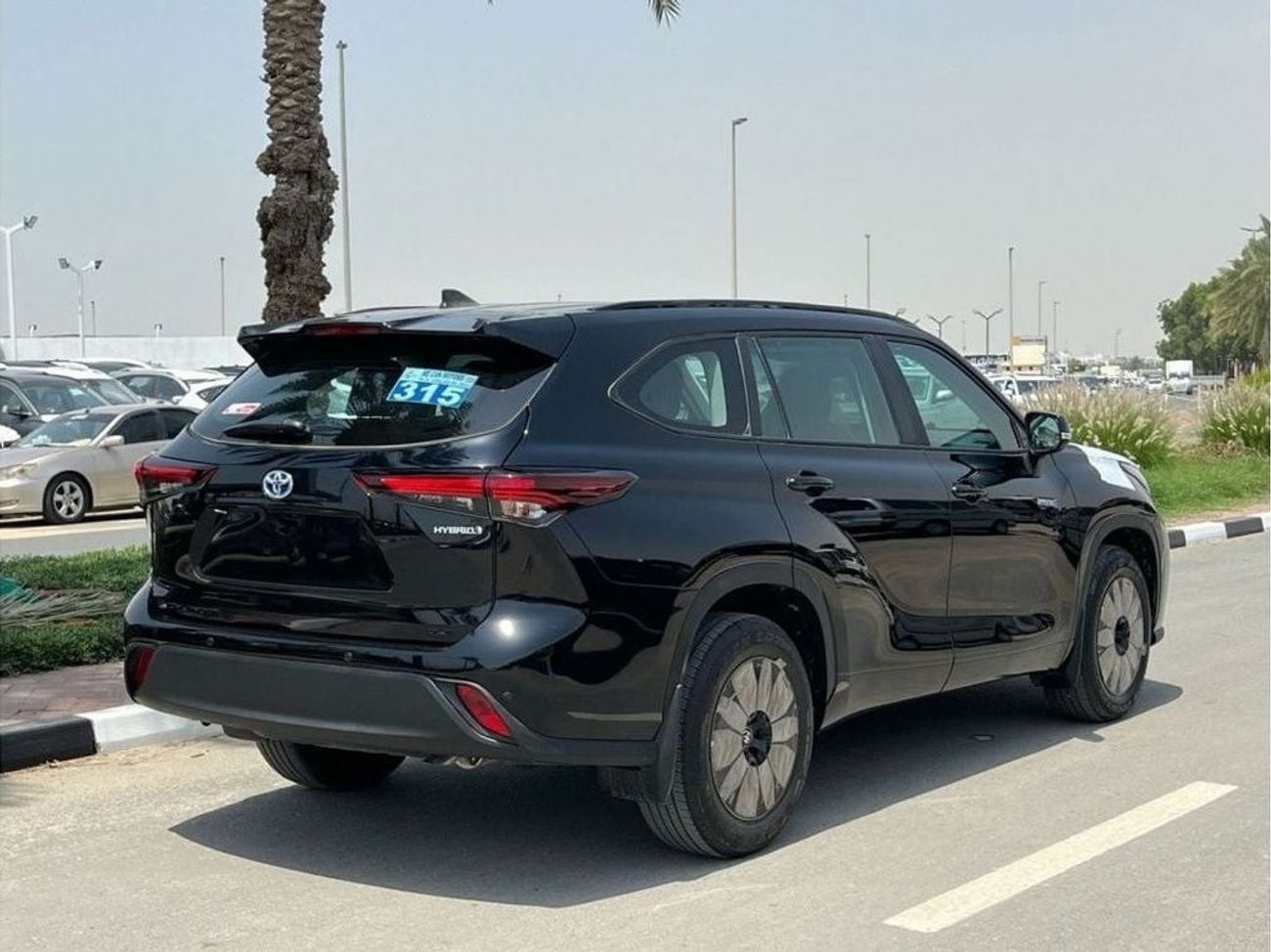 New TOYOTA HIGHLANDER GLE BLACK EDITION 2024 for sale in Dubai - 723673